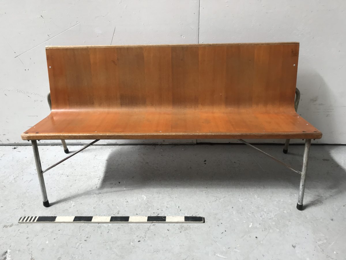 Bus bench – PropCo