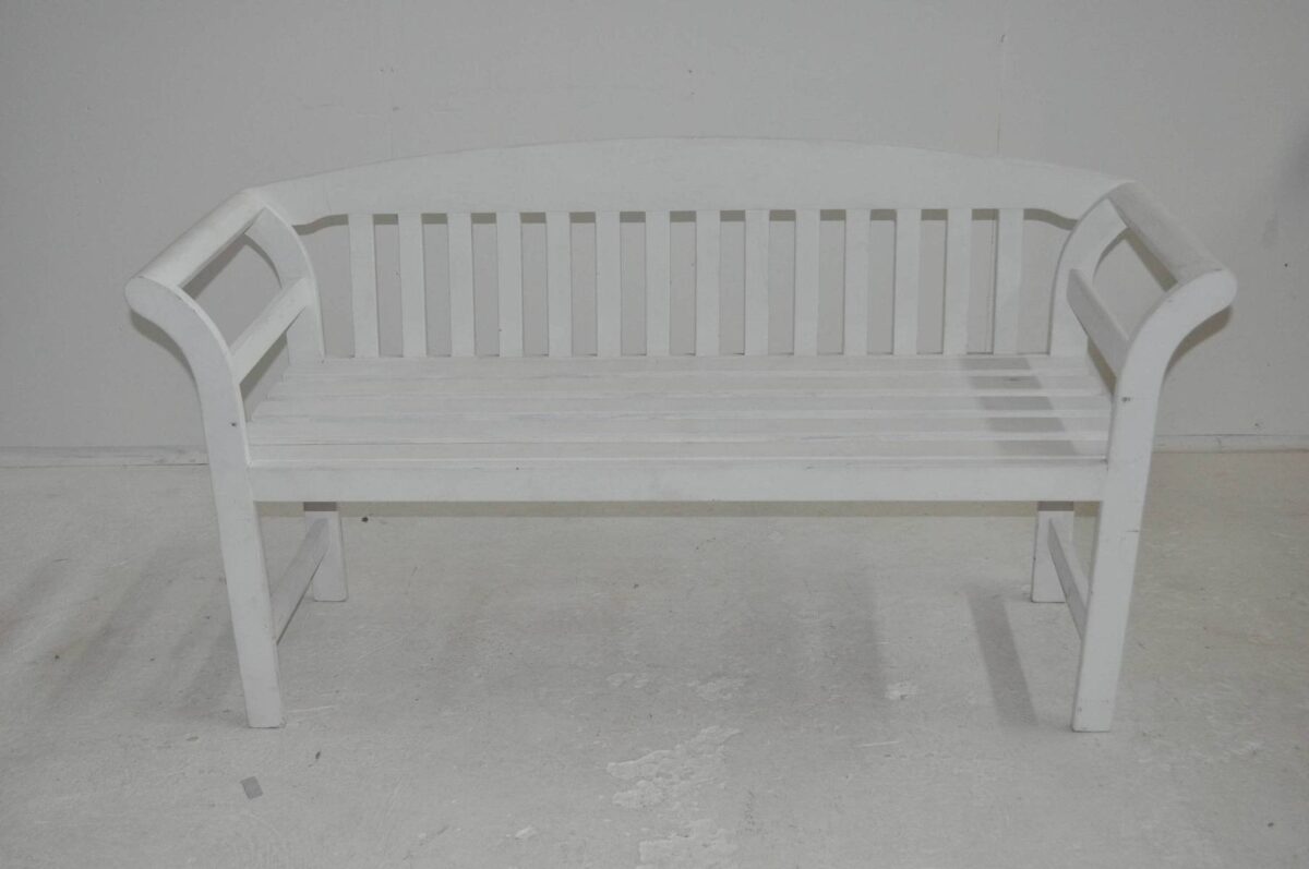 White garden bench – PropCo