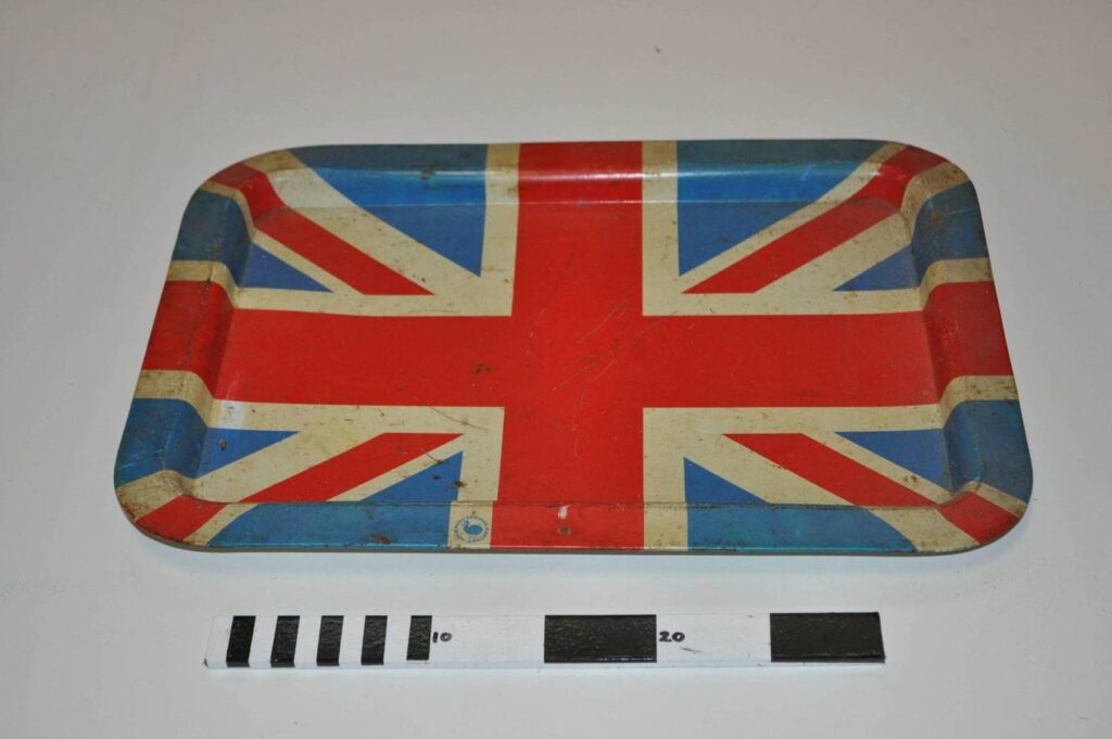 Serving Tray flag – PropCo