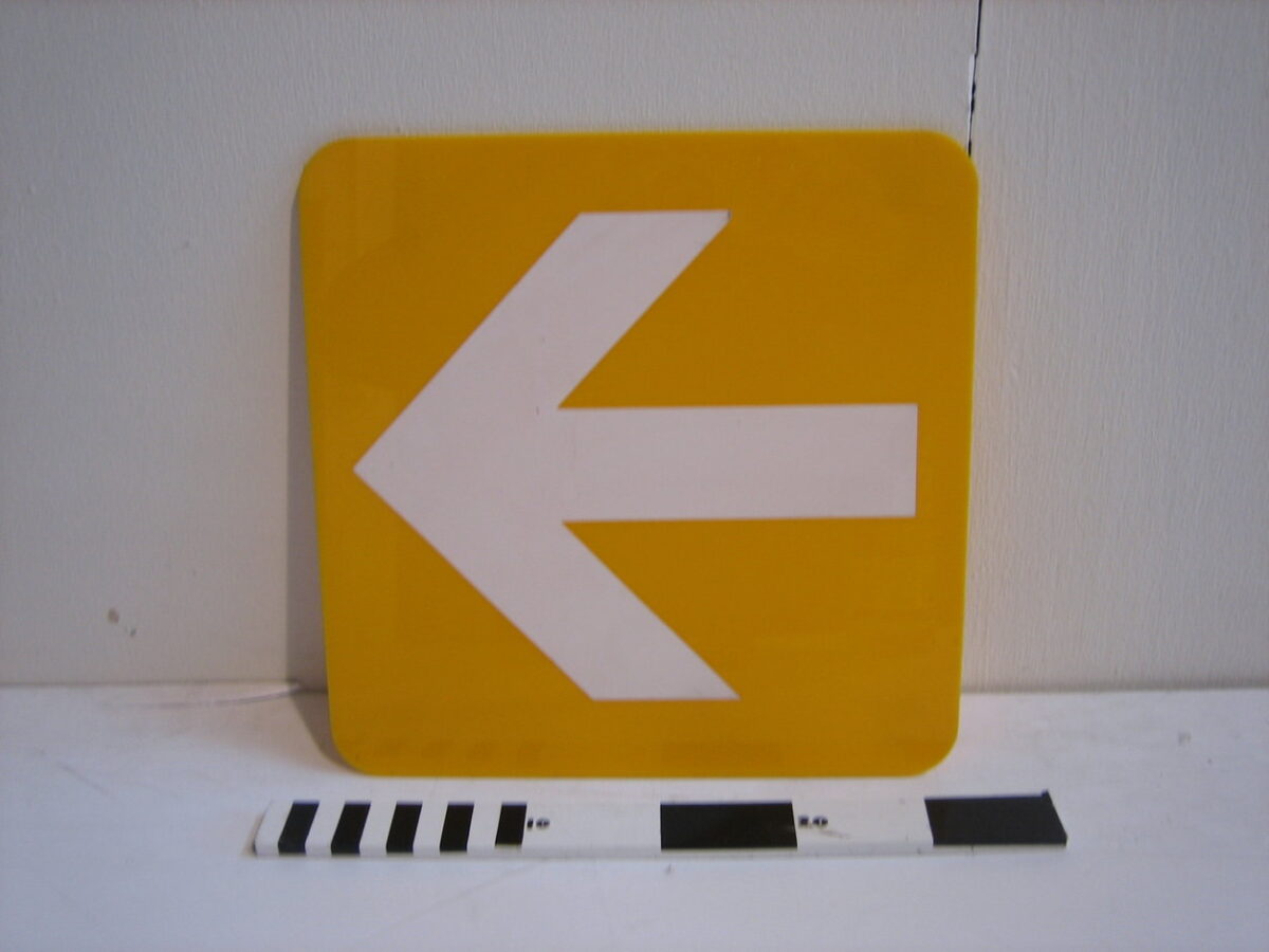 Hospital SIgn – Arrow (pointing left) – PropCo