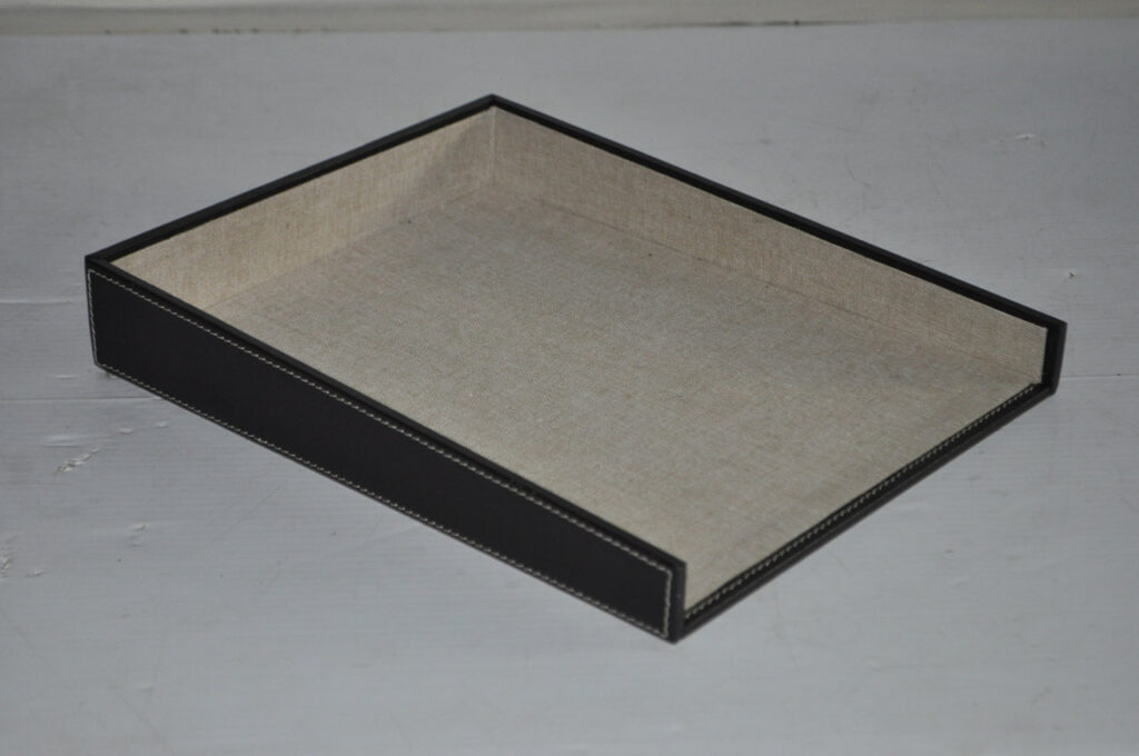 Executive desk – in tray – PropCo